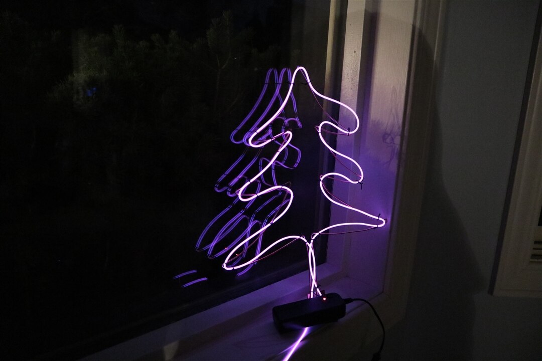 EL Wire Christmas Tree - Blog - Build a Present - element14 Community