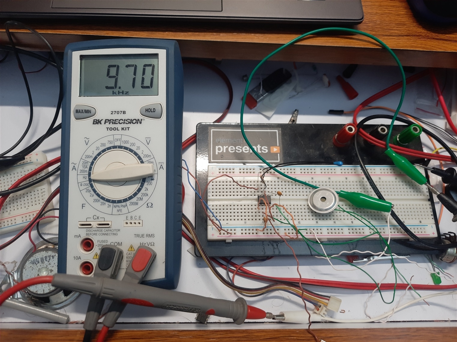 How to use 555 timer IC for sensor interfacing: Converting the sensor ...